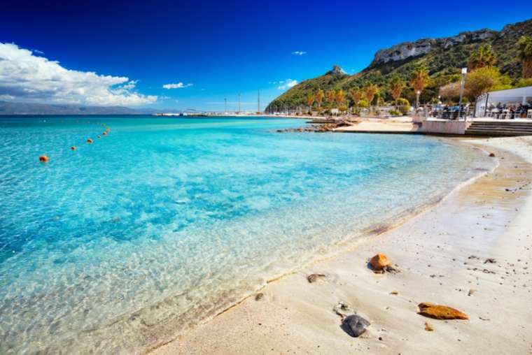 Ferragosto al mare: ecco le 5 migliori spiagge dove andare